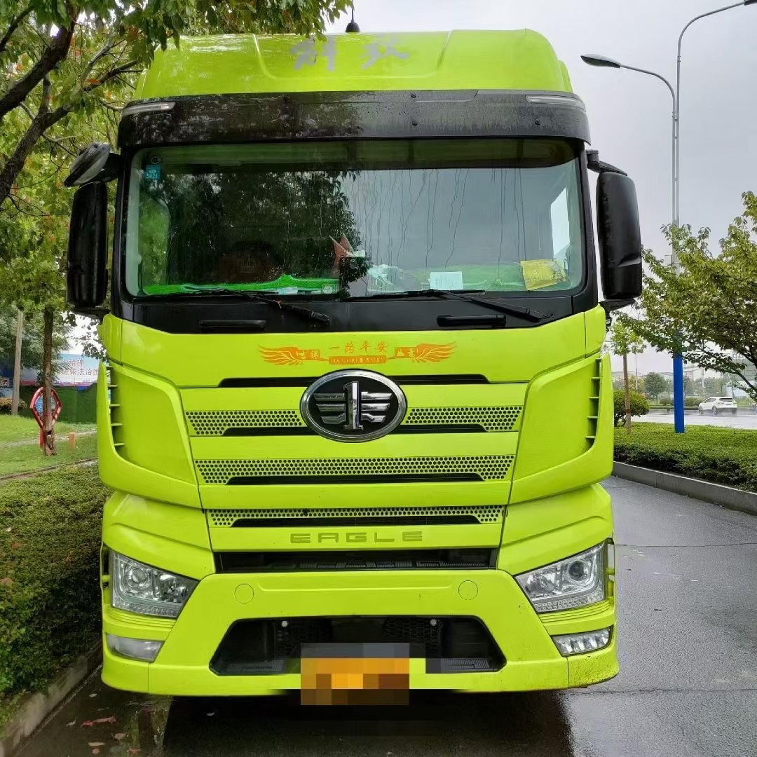 山东2020年二手欧曼重卡(原福田欧曼) 欧曼GTL460马力6X4牵引车报价及图片大全 _ 卡家二手车